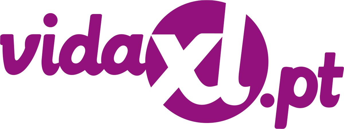 Sofás, arrumação multimédia e artigos de sala